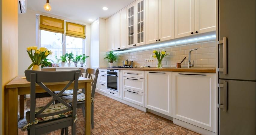 How To Choose Tiles For a Small Kitchen?