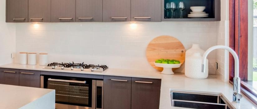 Advantages And Disadvantages of Ceramic Tiles in Kitchen